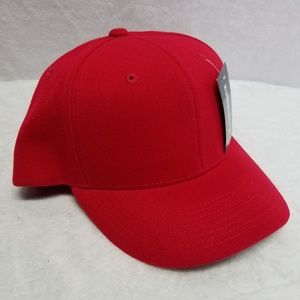 Decky | Accessories | Decky Acrylic Curved Bill Snapbacks Hat Red | Poshmark
